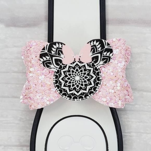 Disney | Accessories | Mandala Minnie Magic Band Bow | Poshmark